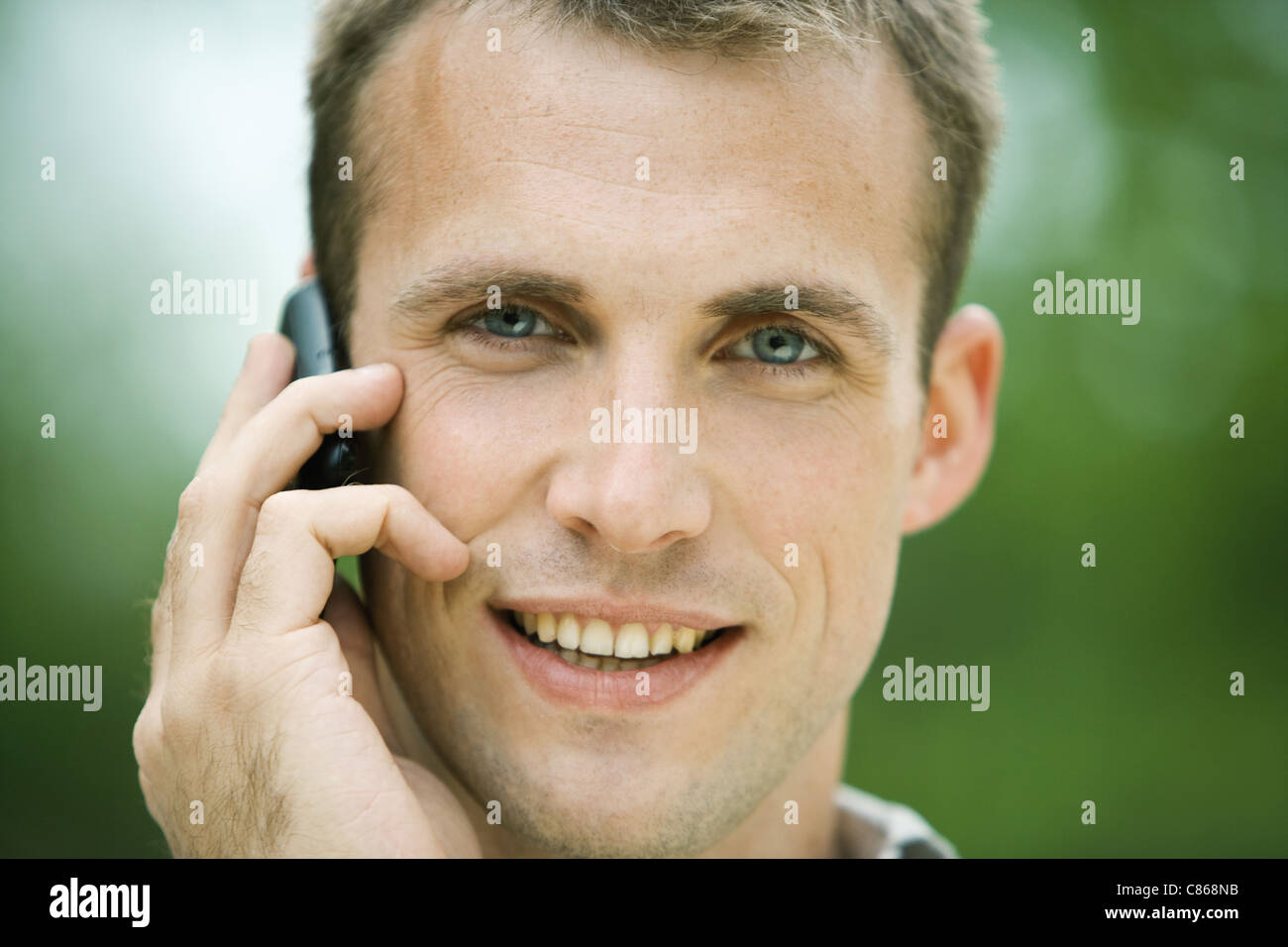 Using camera phone extreme hi-res stock photography and images - Alamy