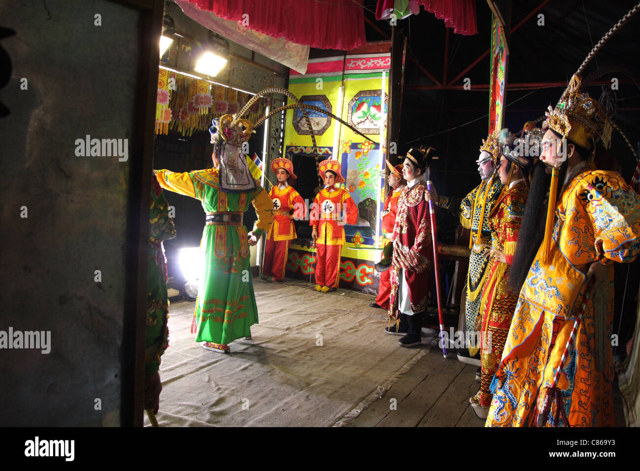 Chinese opera performers on stage Stock Photo - Alamy