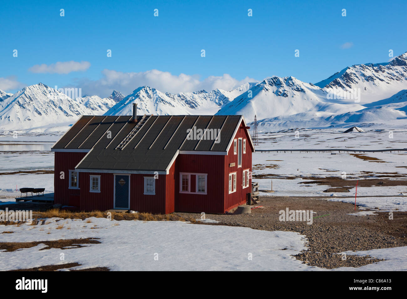 Mellageret Kafe, the bar at the international scientific research base ...