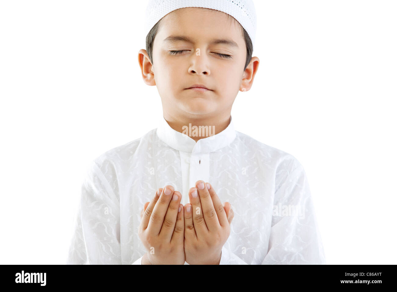 Indian muslim boy praying hi-res stock photography and images - Alamy