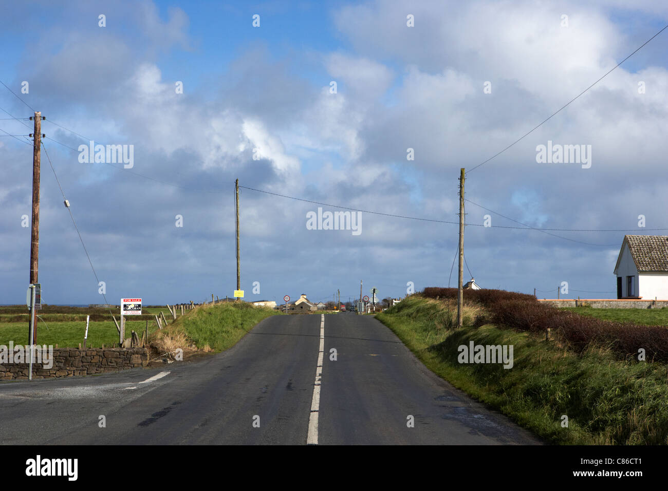 small country road in county sligo republic of ireland Stock Photo - Alamy