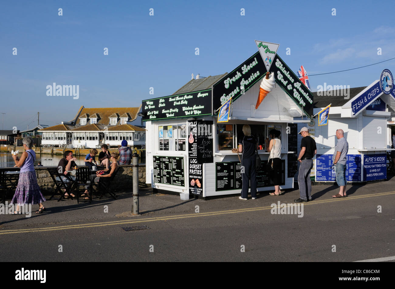 Fish and chips store take away hi-res stock photography and images - Alamy