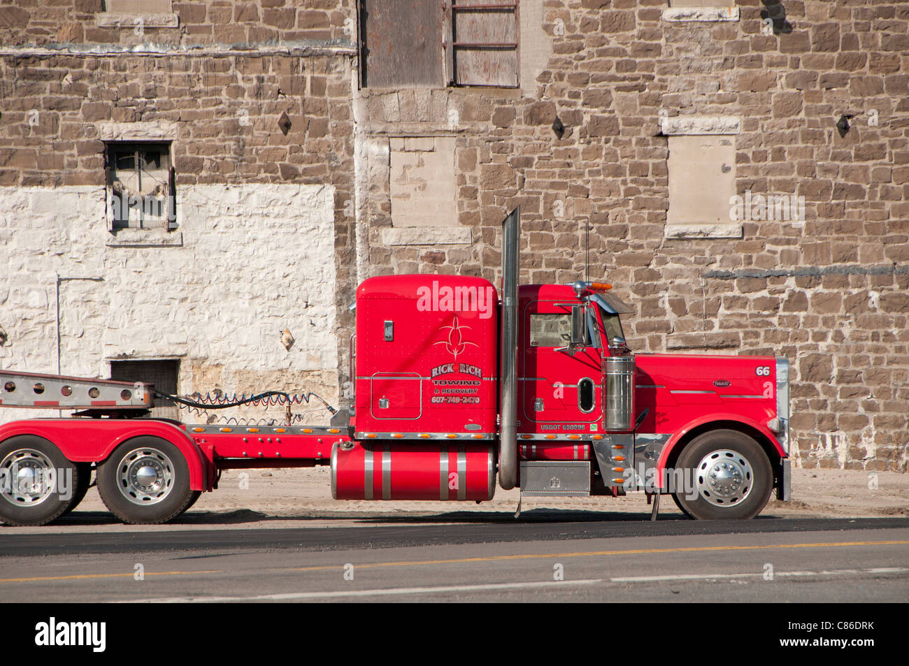 Peterbilt hi-res stock photography and images - Alamy