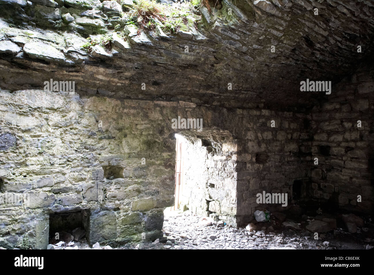 interior of odowds roslea castle tower house easkey county sligo ...