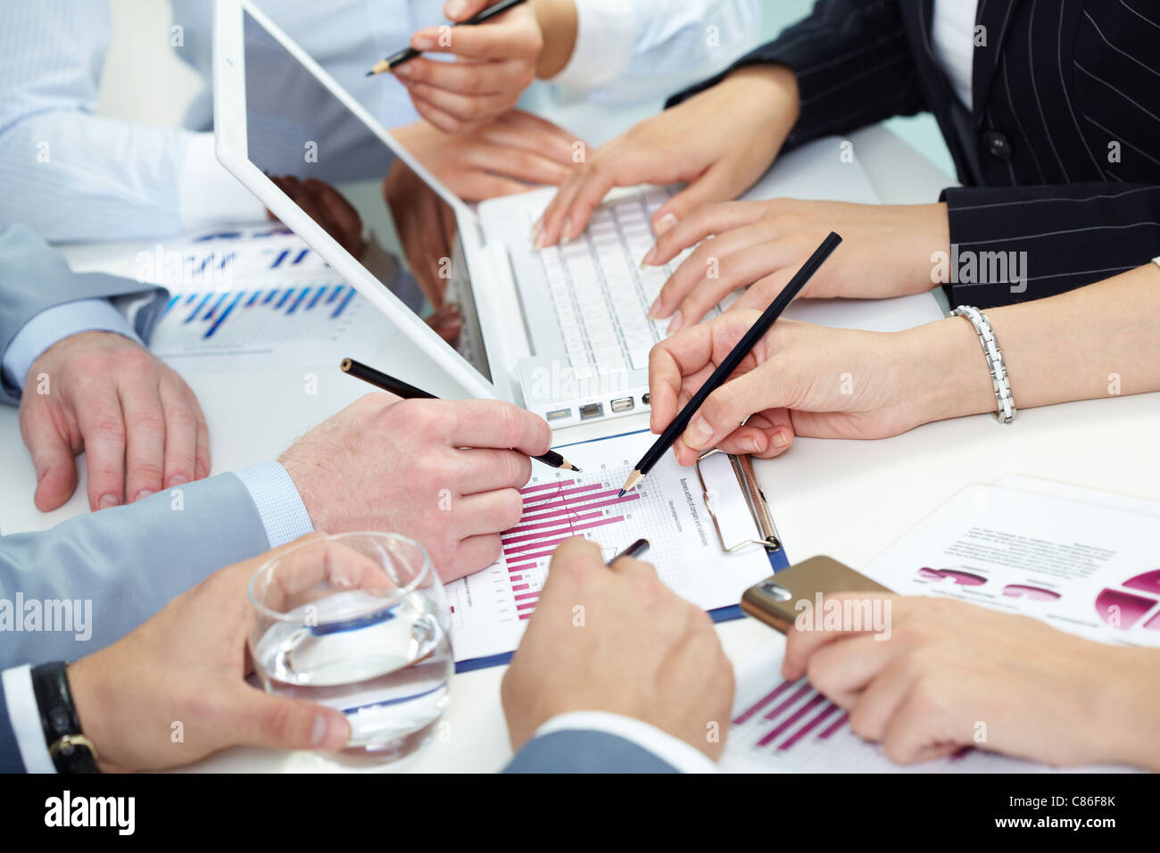Chaotic workplace hi-res stock photography and images - Alamy