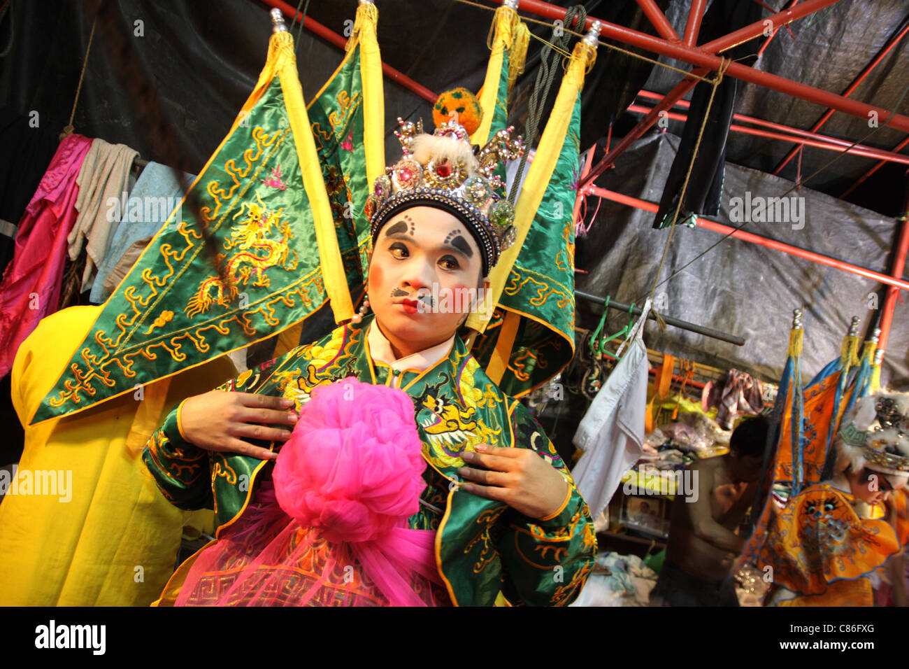 Portrait of Chinese Opera Performer Stock Photo - Alamy
