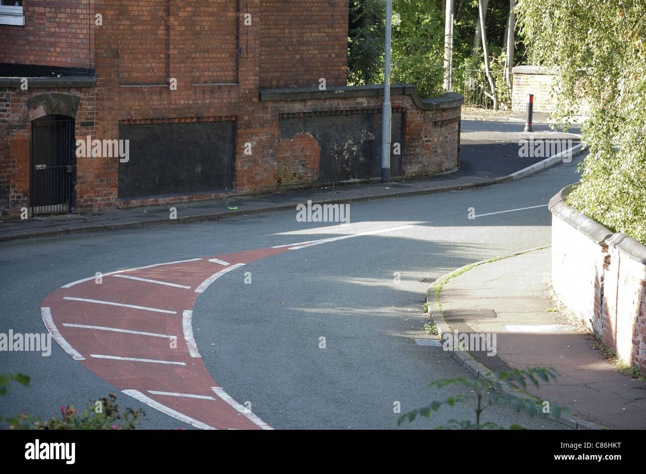 Bend to right hi-res stock photography and images - Alamy