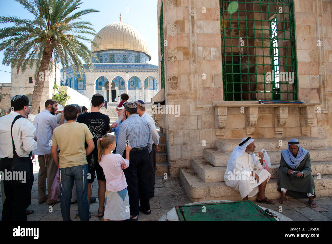 Palestinian arabs hi-res stock photography and images - Alamy