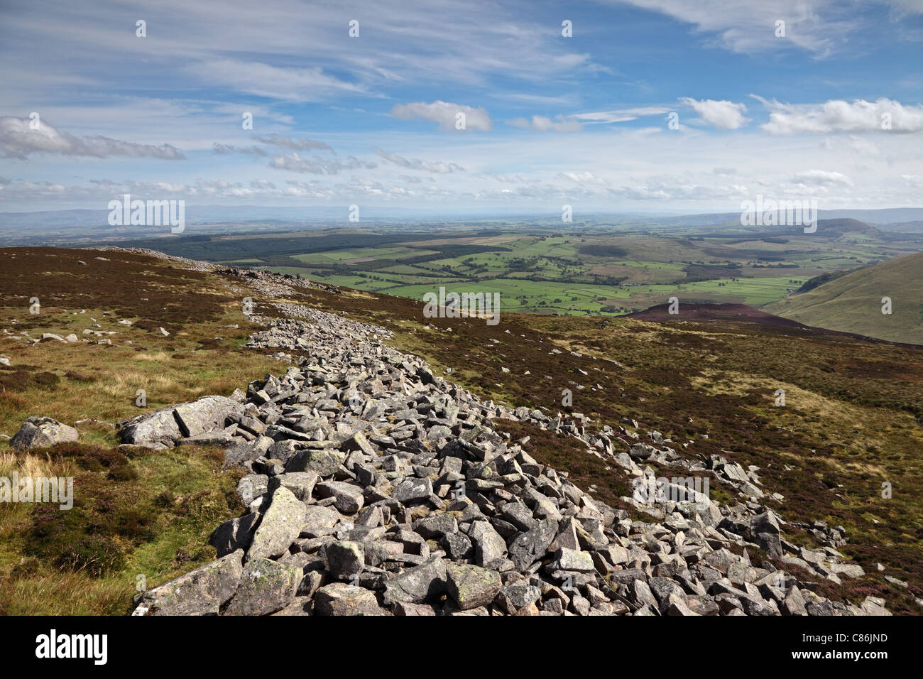 Iron age hill fort hi-res stock photography and images - Alamy