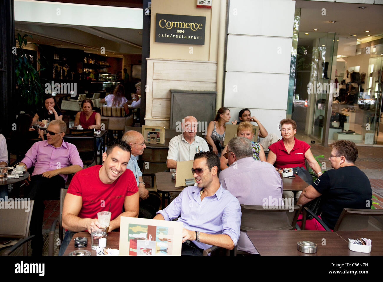 A street scene in athens hi-res stock photography and images - Alamy