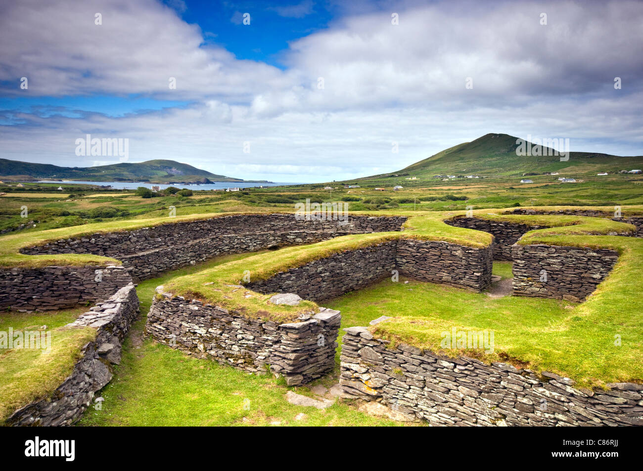 Leacanabuile Stone Fort near Cahirciveen in County Kerry, Ireland Stock ...
