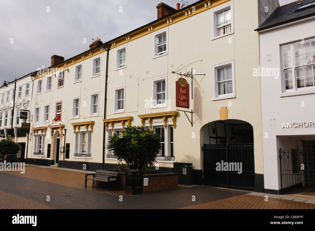Old fashioned red lion hi-res stock photography and images - Alamy