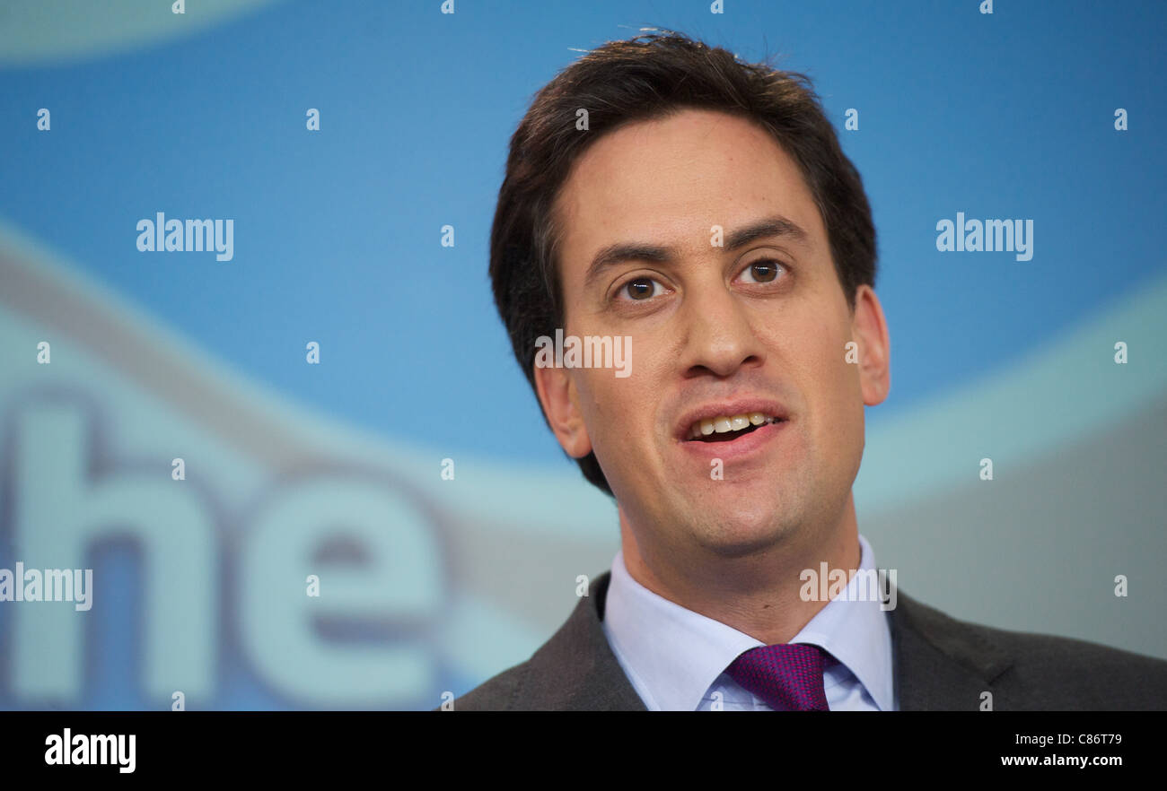 LONDON, UNITED KINGDOM 13 OCTOBER : Pic Shows Leader of the Labour ...