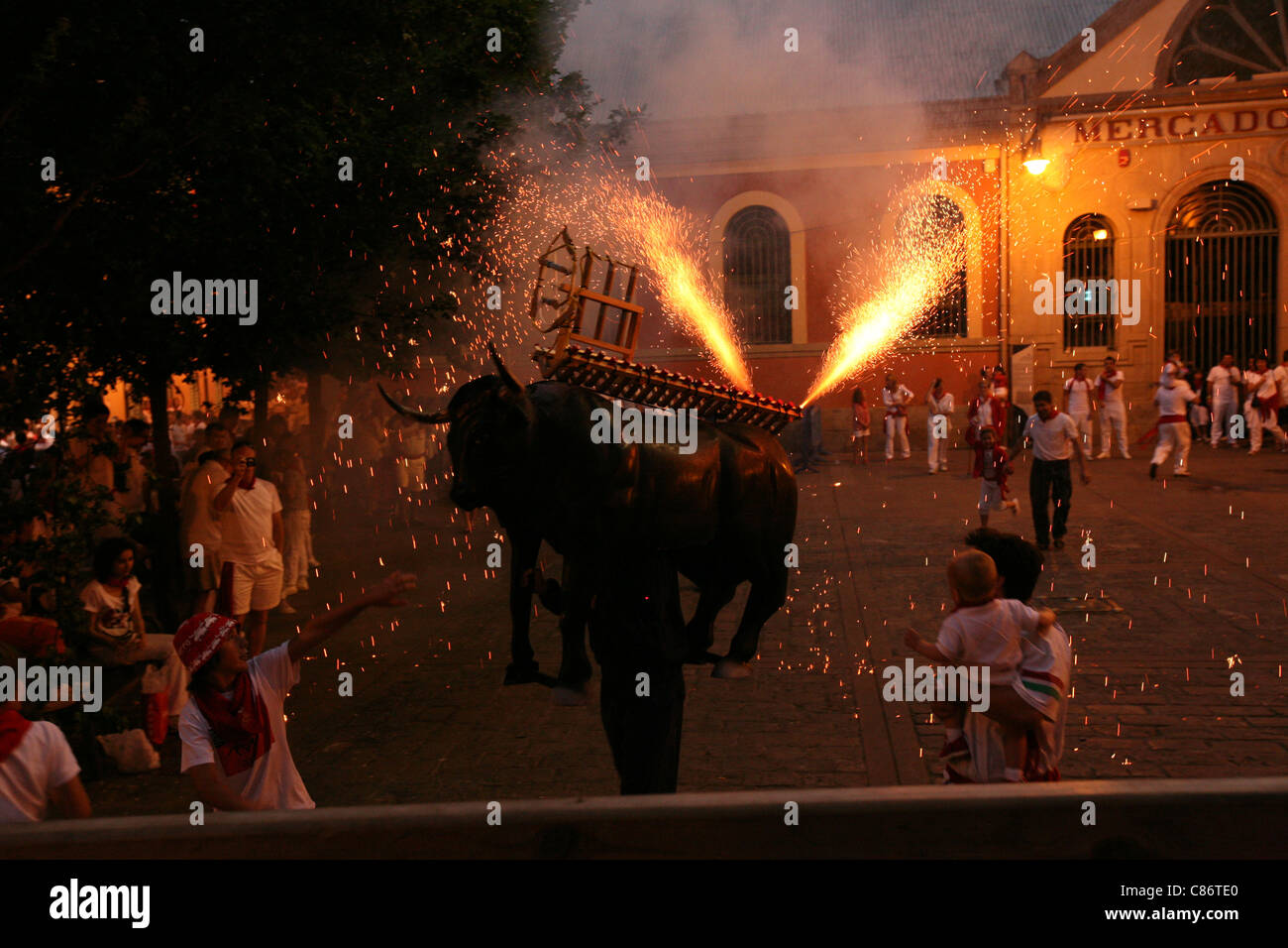 Toro de fuego hi-res stock photography and images - Alamy