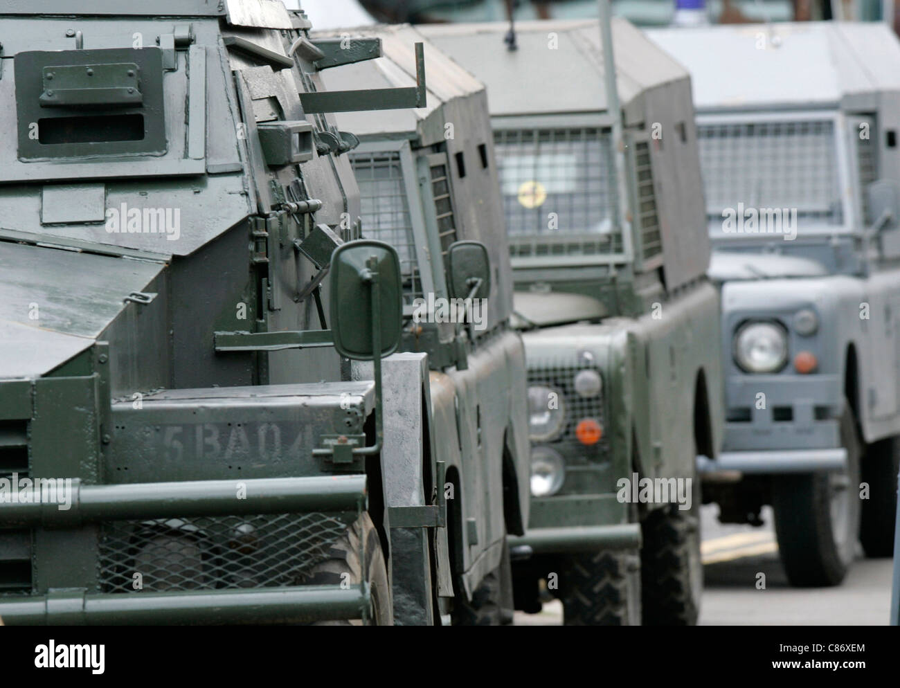 Former British Army Humber (Pig) and landrover vehicles and RUC ...