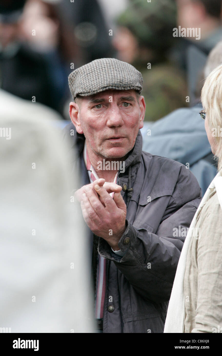 Pete Postlethwaite The Town