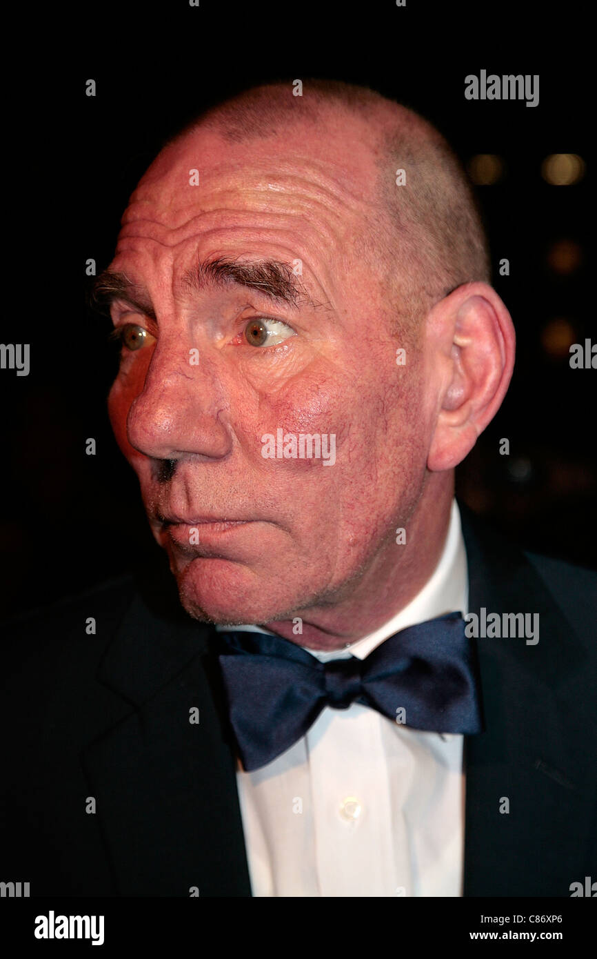 Pete Postlethwaite attends the UK Premiere of Closing the Ring BELFAST ...