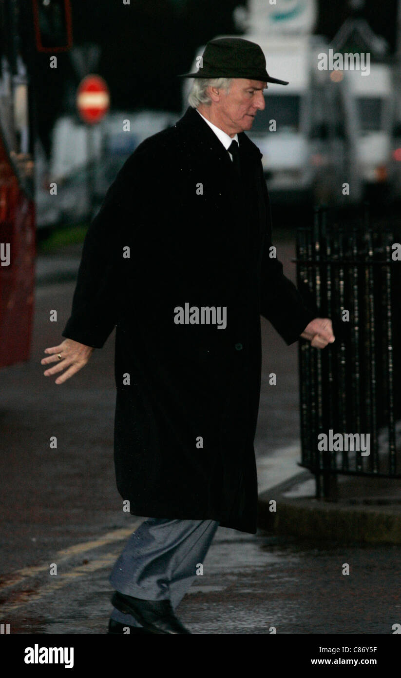 Derek dougan funeral hi-res stock photography and images - Alamy