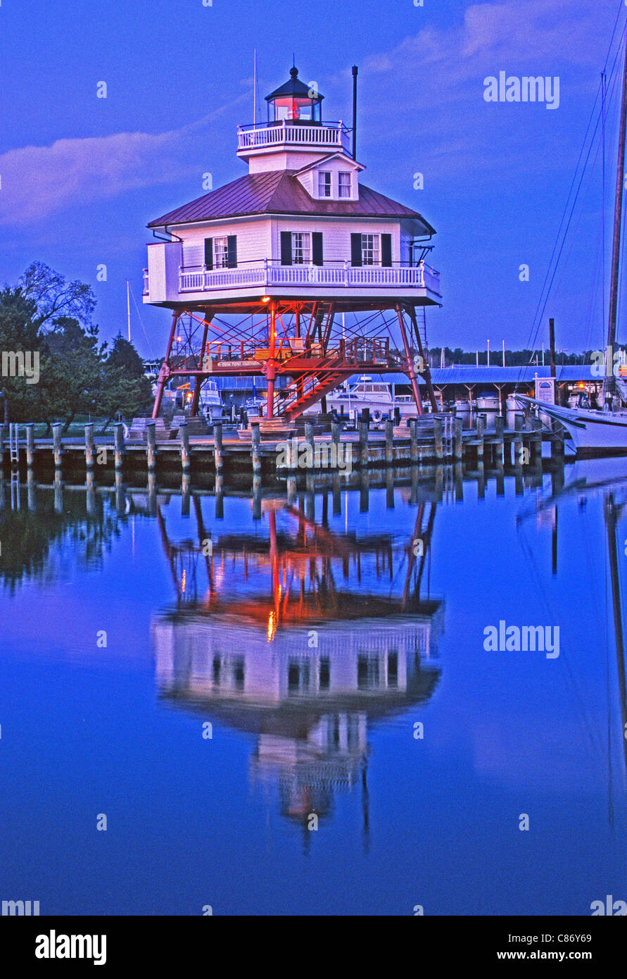 Drum point light house maryland hi-res stock photography and images - Alamy