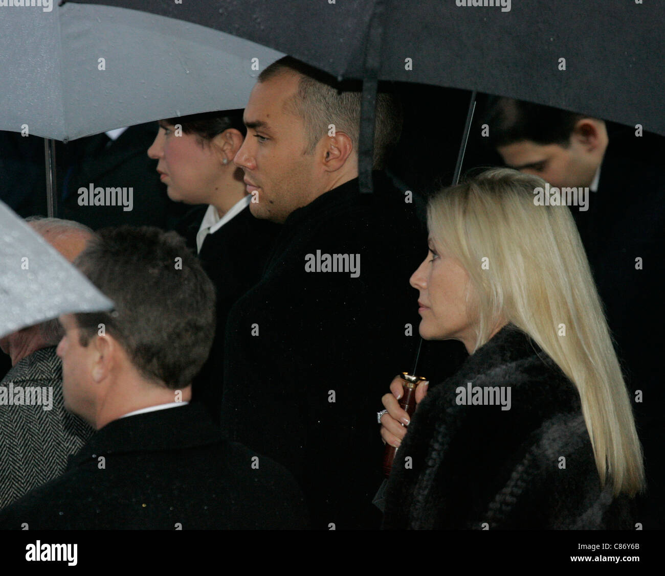 Calum Best in front of his mother Angie Best at George Best's Funeral ...