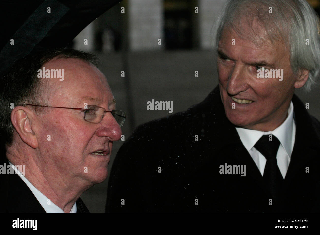 Derek Dougan High Resolution Stock Photography and Images - Alamy