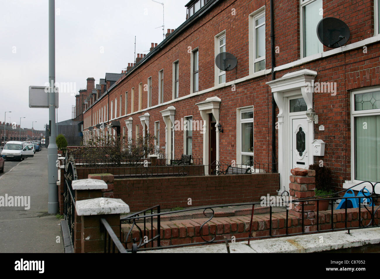 Short strand belfast hi-res stock photography and images - Alamy