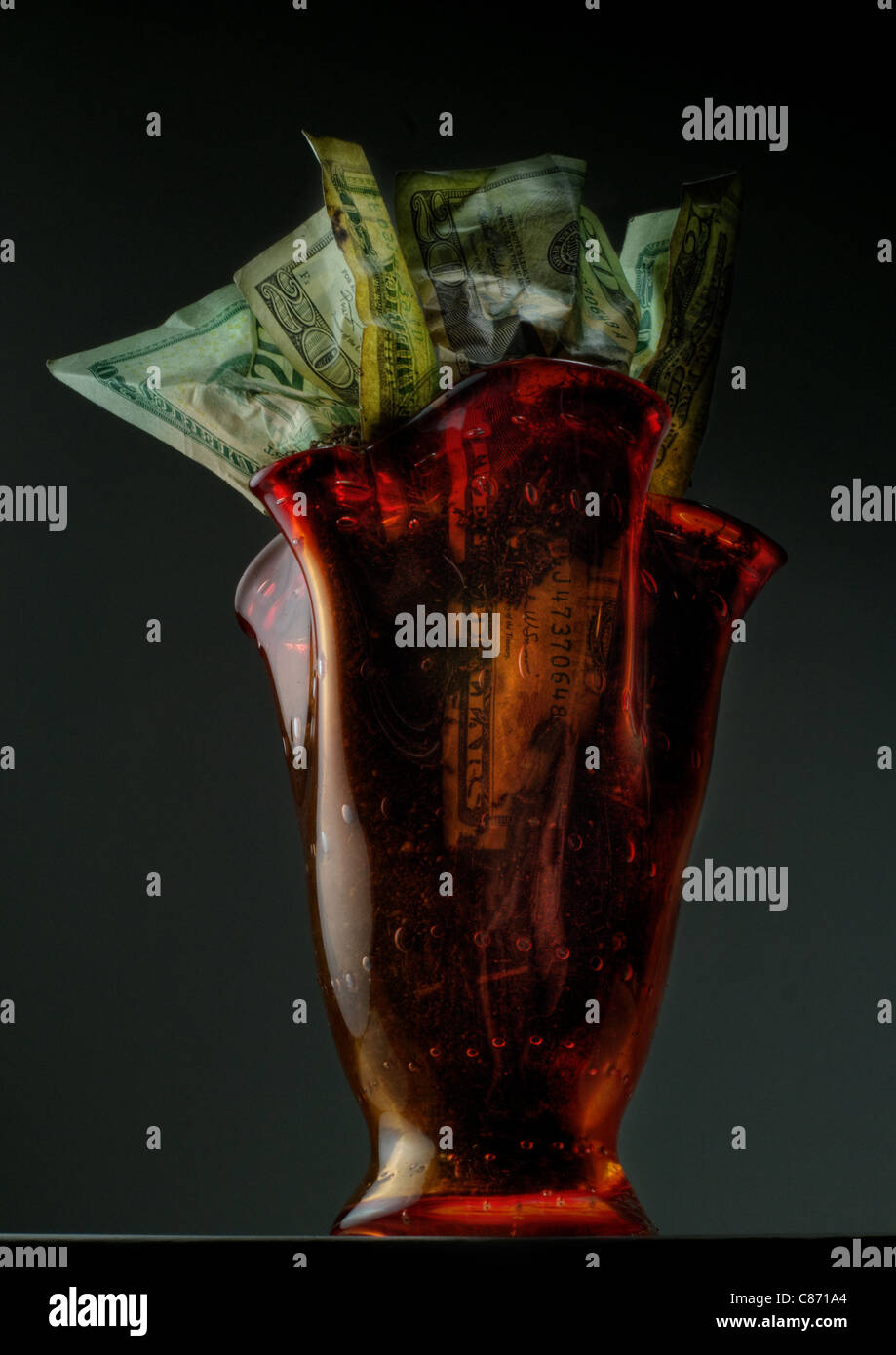 Money plant pot hi-res stock photography and images - Alamy