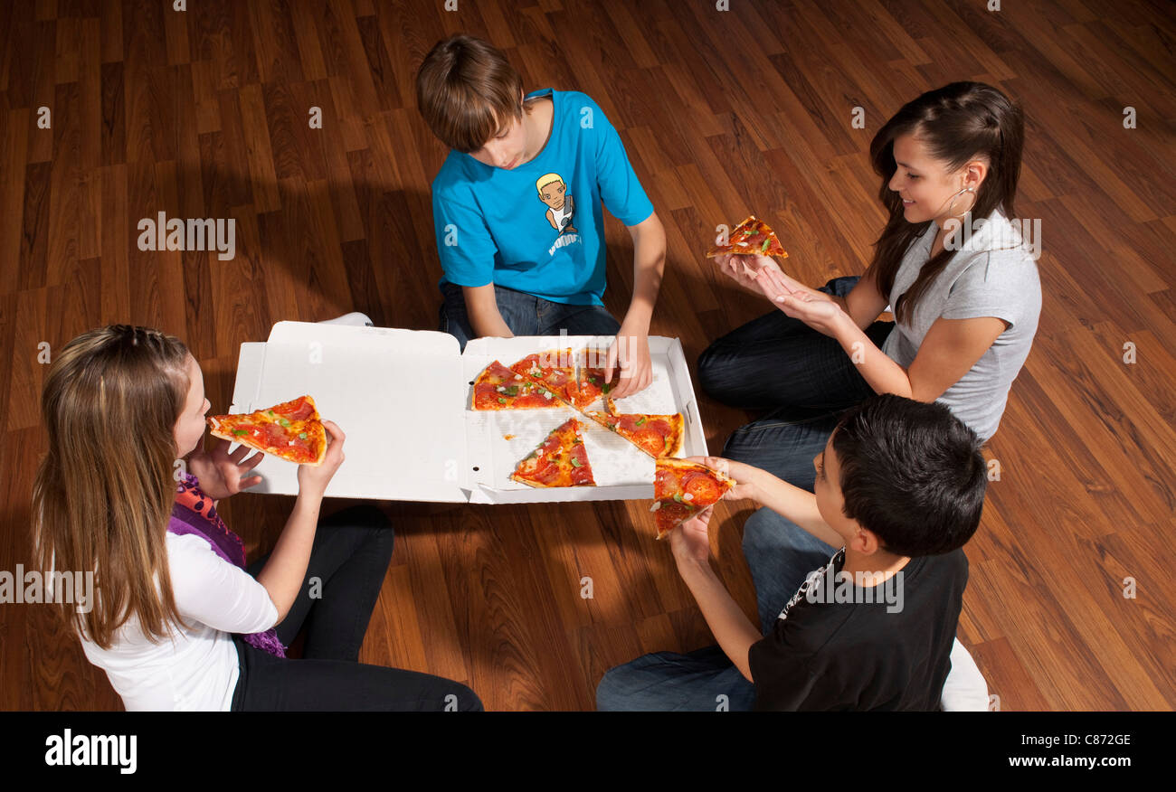 Children Eating Pizza Stock Photo - Alamy
