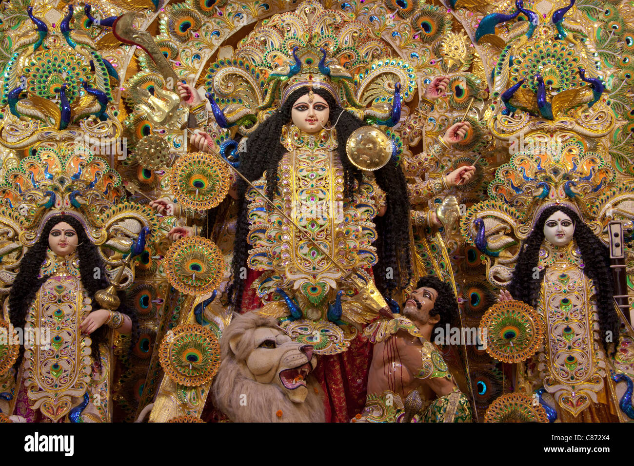 Hindu goddess female deity lakshmi saraswati hi-res stock photography ...