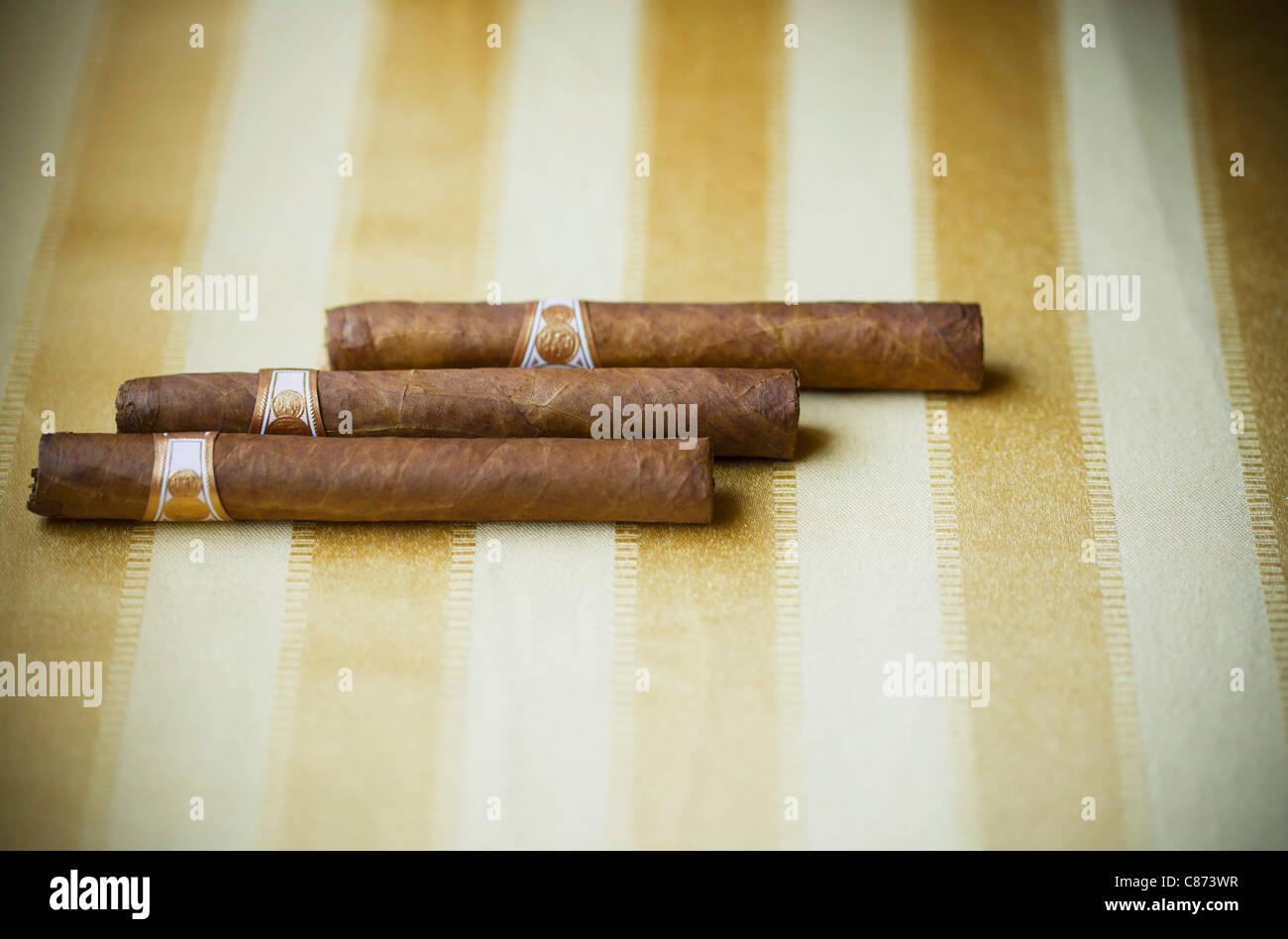 Select cigars hi-res stock photography and images - Alamy