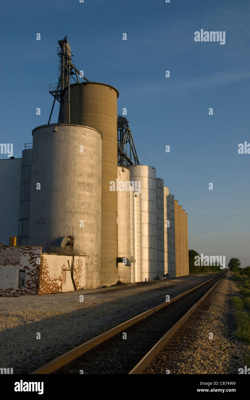 Silo railway hi-res stock photography and images - Alamy