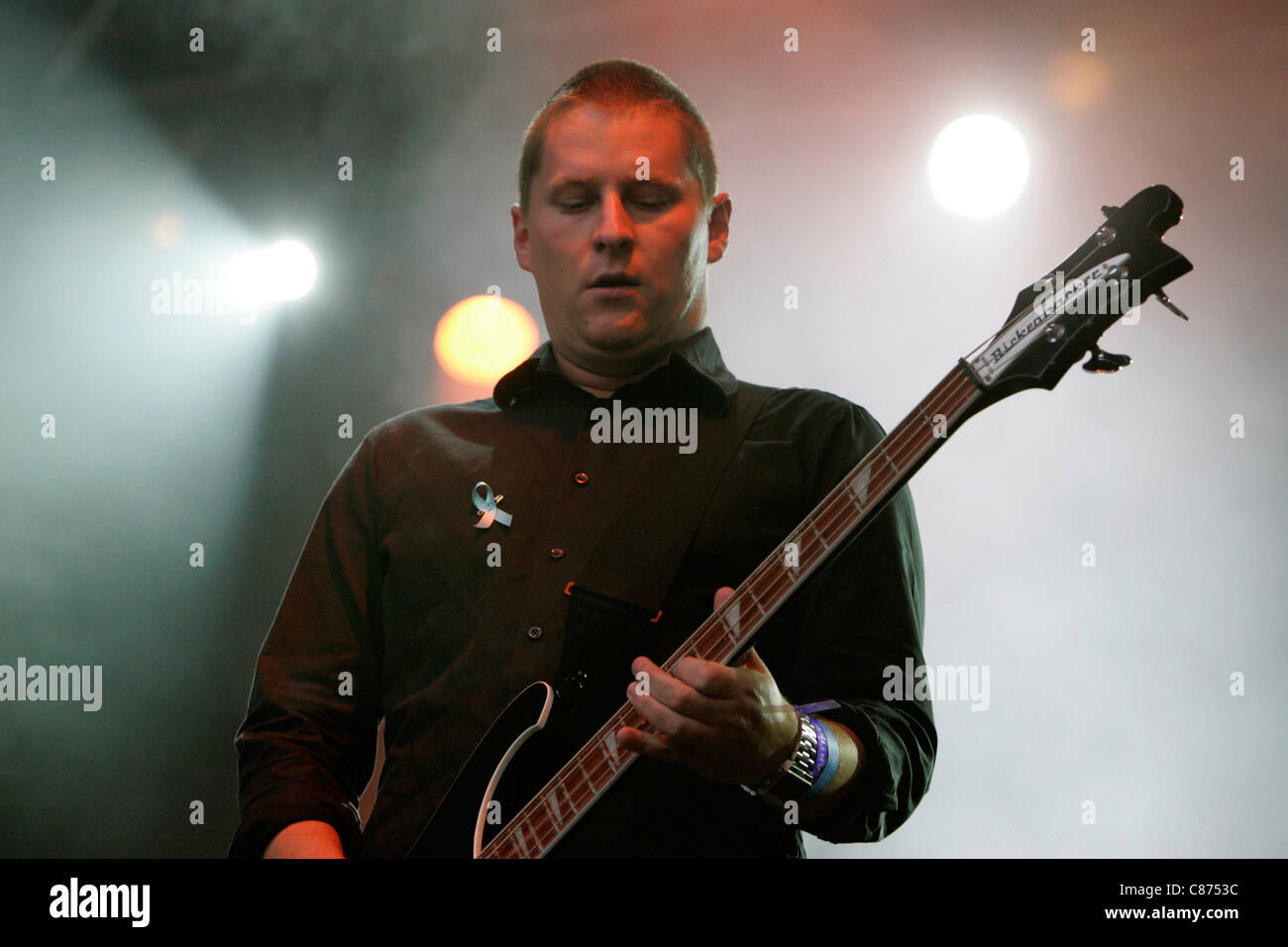 Russell Leetch of Editors at Tennents Vital 06 Belfast Northern Ireland ...