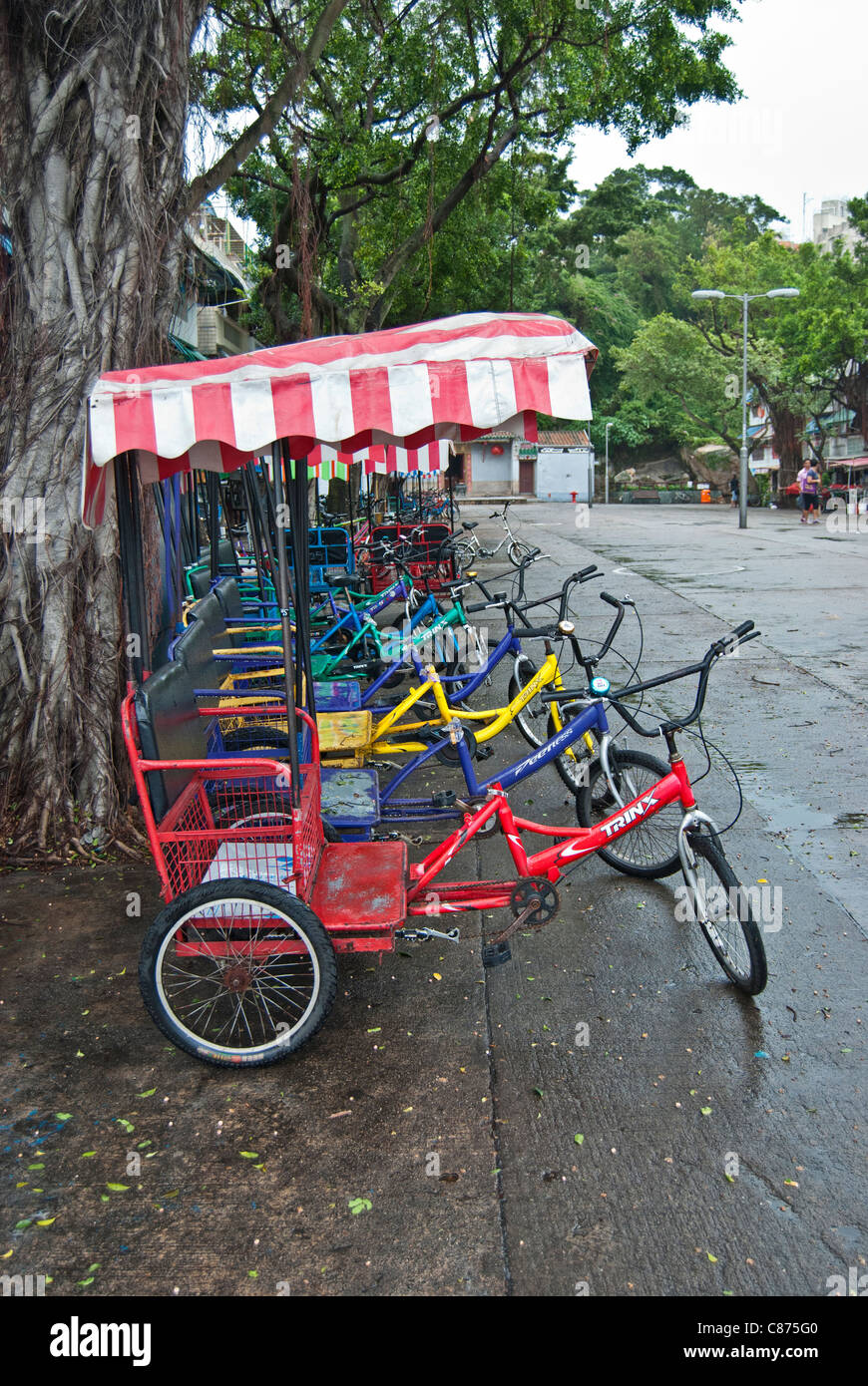 Row Of Rickshaws High Resolution Stock Photography and Images - Alamy