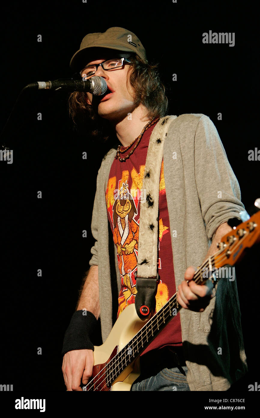 Greg churchouse bassist hi-res stock photography and images - Alamy