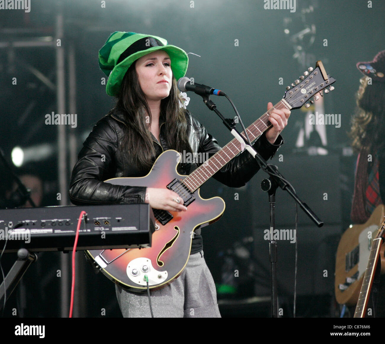 Sandi Thom on stage at the St Patricks Day Concert, Belfast Stock Photo ...