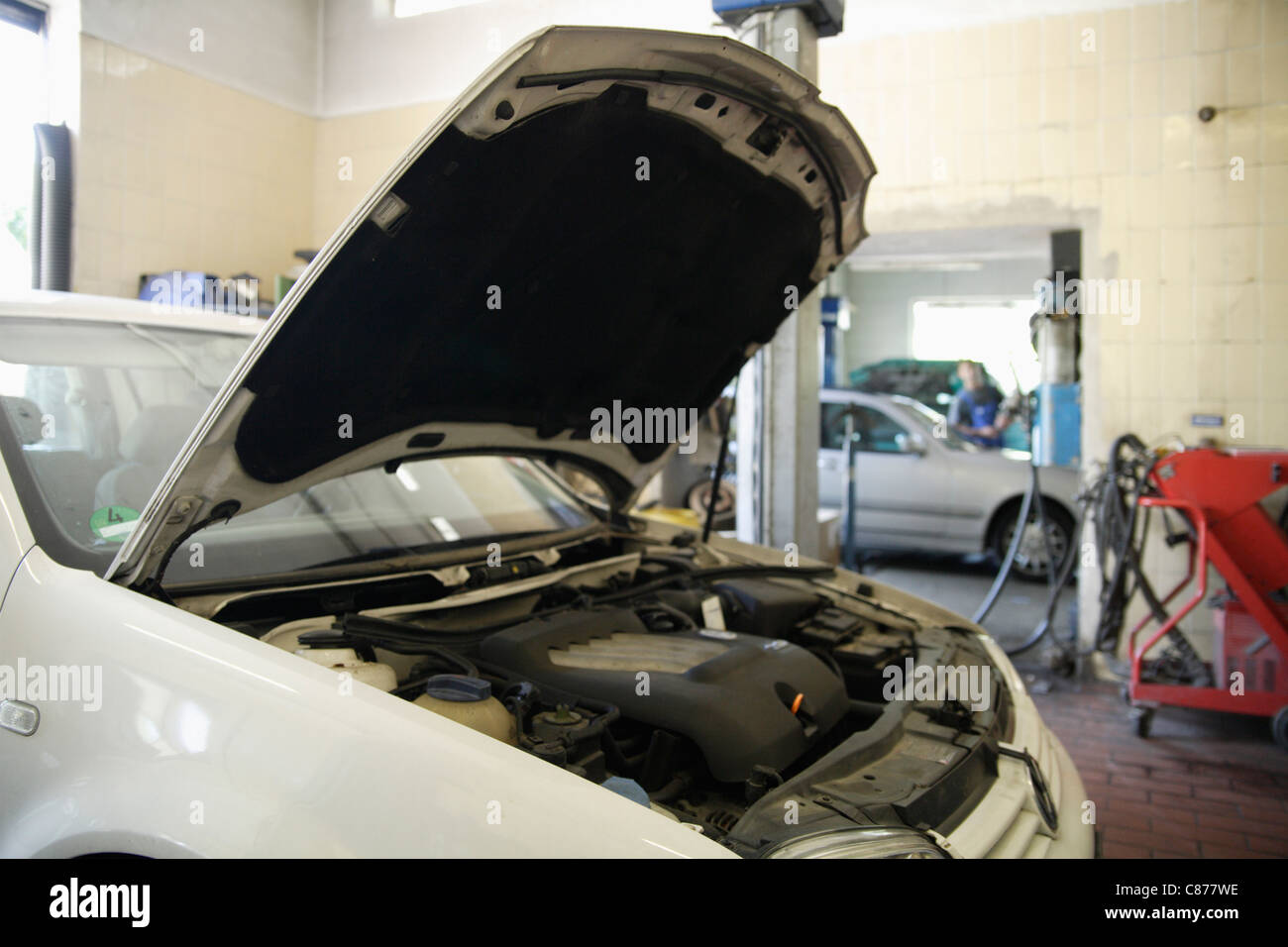 Germany garage hi-res stock photography and images - Alamy