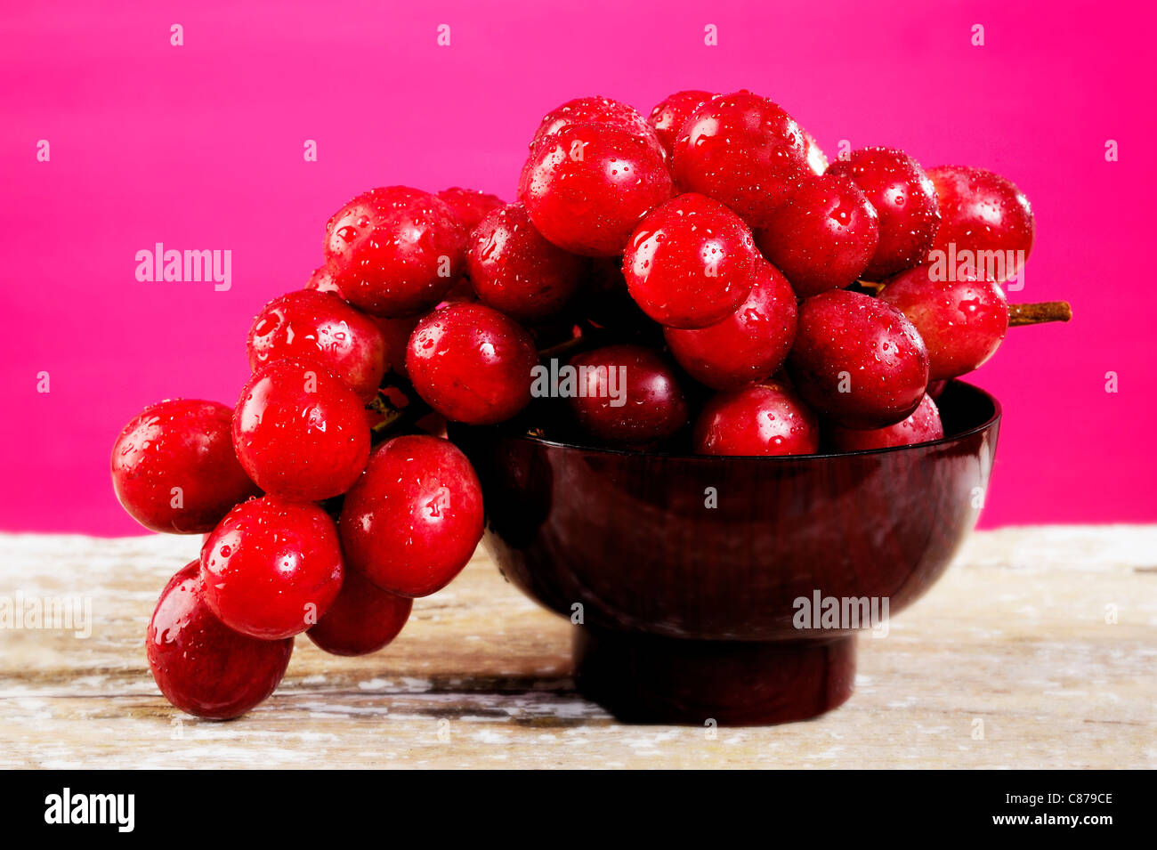 red grape in bowl Stock Photo - Alamy