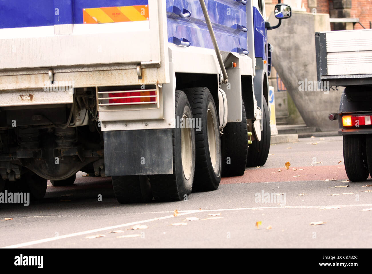 Back view hgv truck hi-res stock photography and images - Alamy