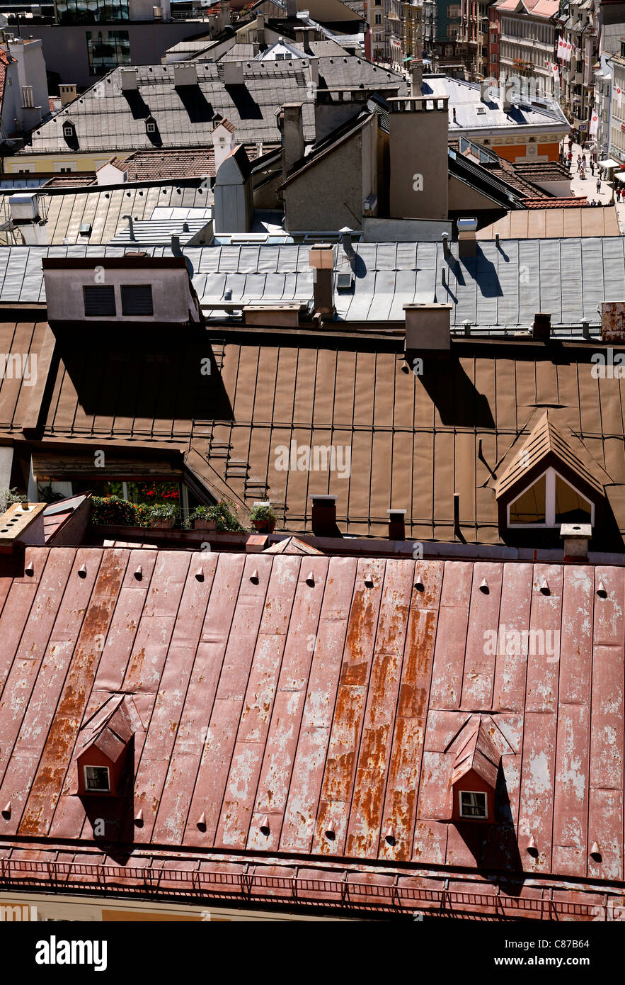 Aerial roof hi-res stock photography and images - Alamy