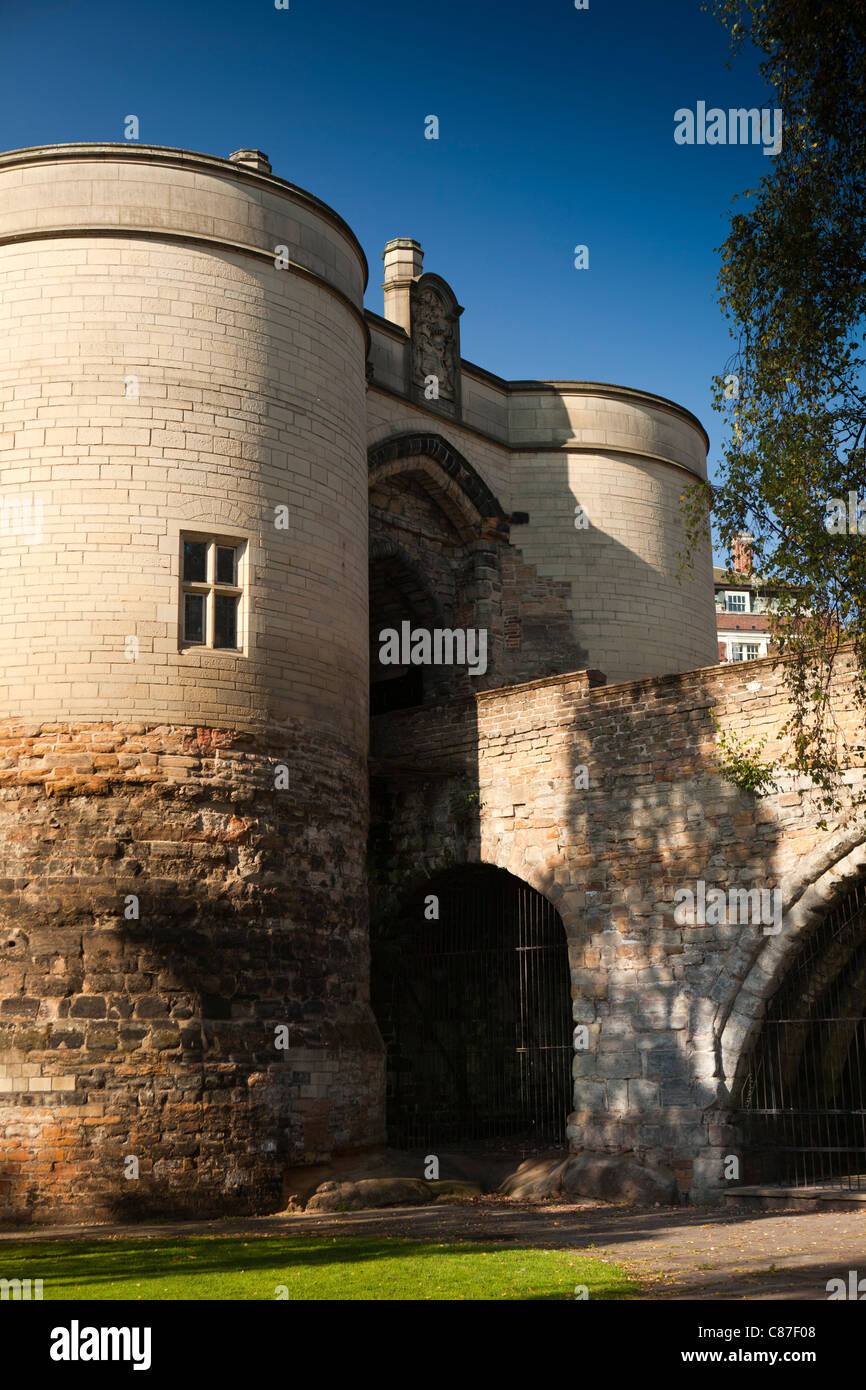 The outlaws gate hi-res stock photography and images - Alamy