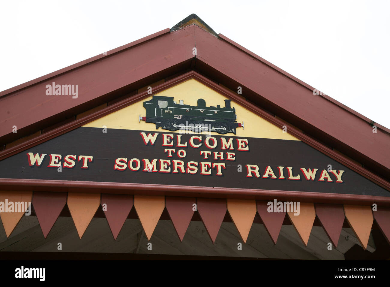 Welcome sign at Bishops Lydeard Railway Station Stock Photo - Alamy Welcome sign at Bishops Lydeard Railway Station Stock Photo - Alamy