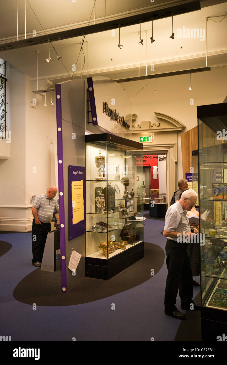 Nottingham castle interior hi-res stock photography and images - Alamy