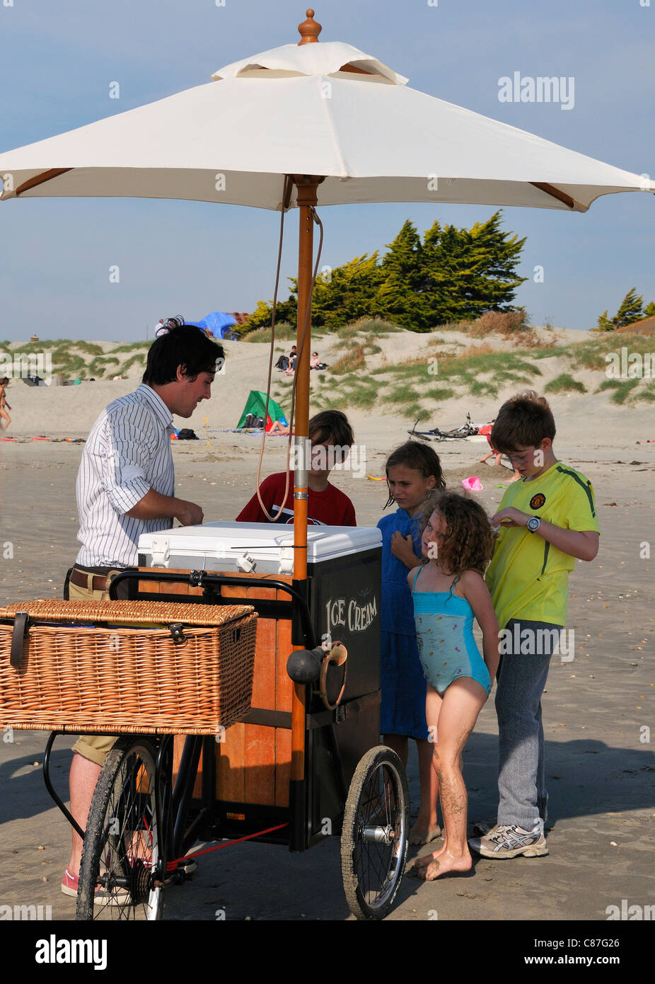 Vendor on bicycle hi-res stock photography and images - Alamy