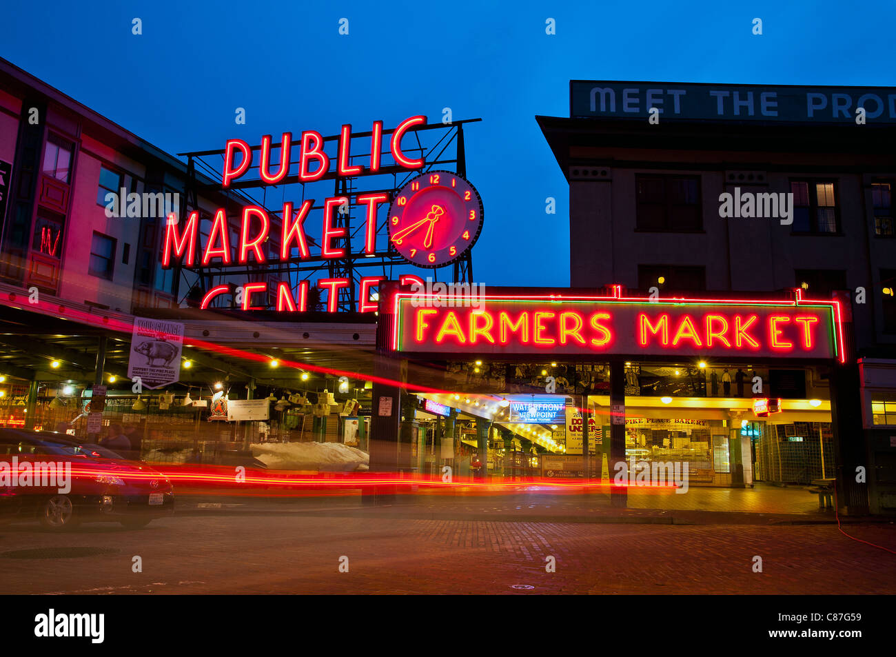 Public market center sign hi-res stock photography and images - Alamy