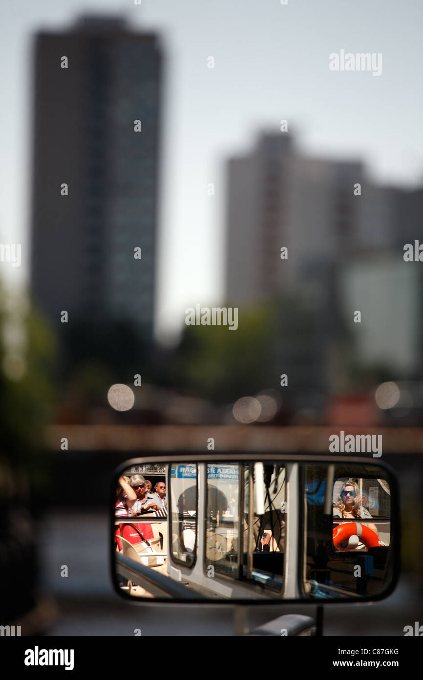 Flip mirror hi-res stock photography and images - Alamy