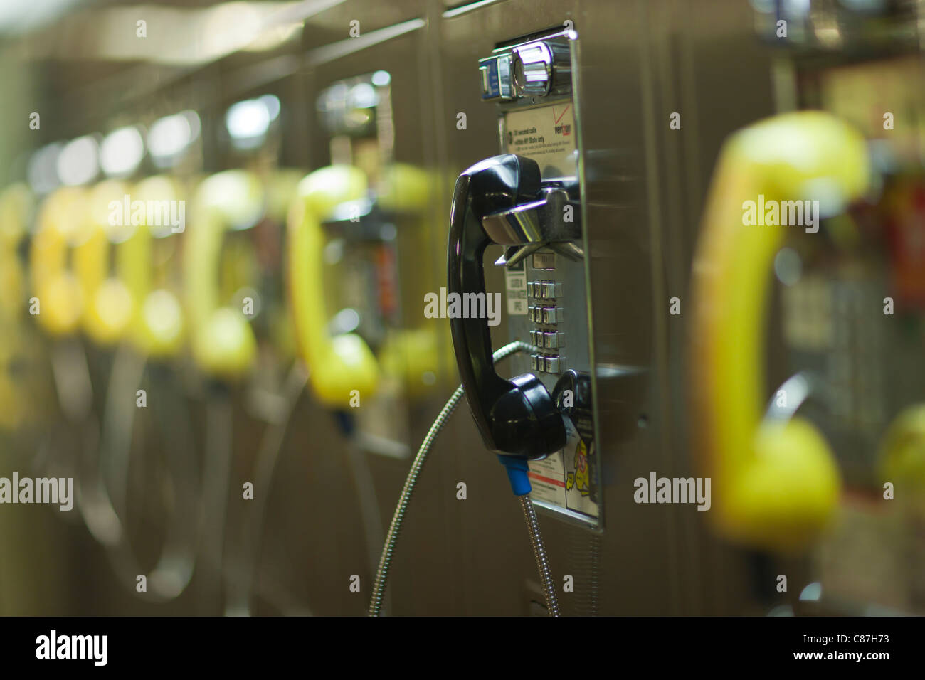 Pay telephones hi-res stock photography and images - Alamy