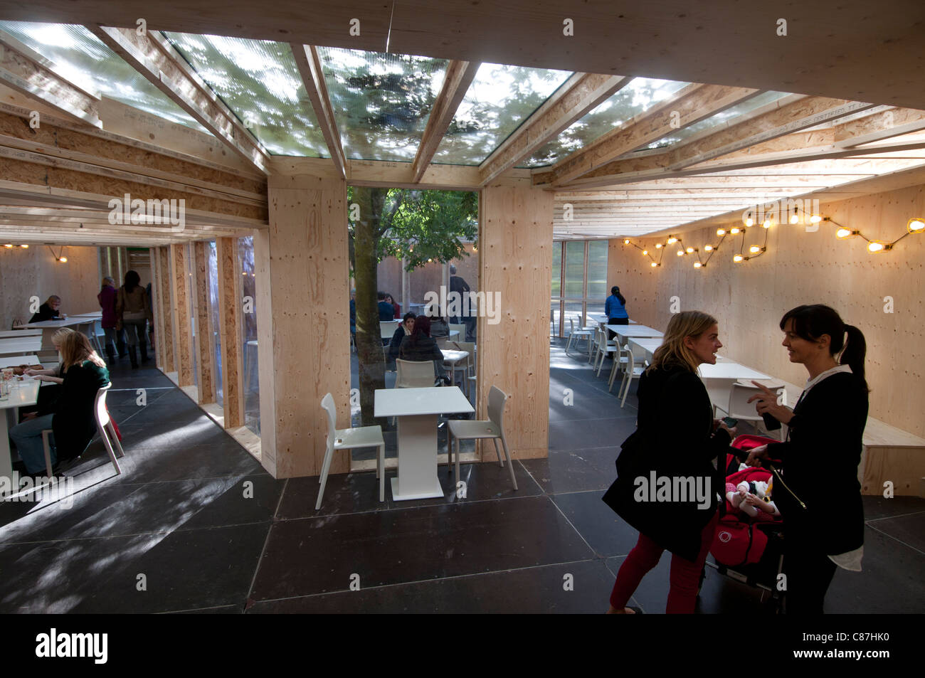Frieze art fair 2011. Cafe built around a tree Stock Photo - Alamy