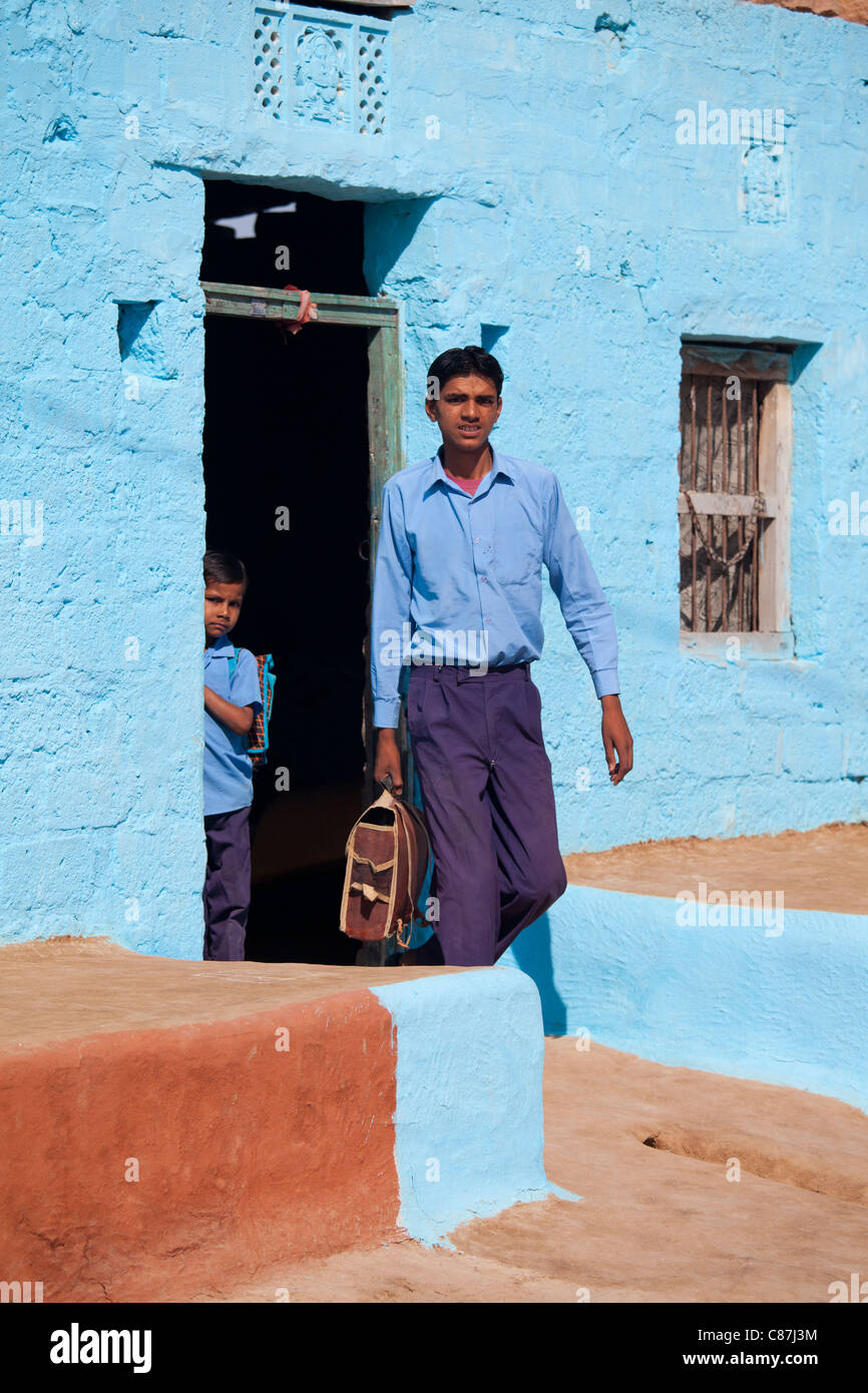 Boys in Hindu Brahman high caste village of Dhudaly heading for school ...