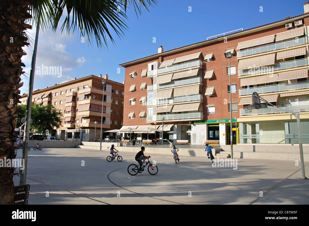 Children playing in Parc de la Formiga, Vila-seca, Costa Daurada ...