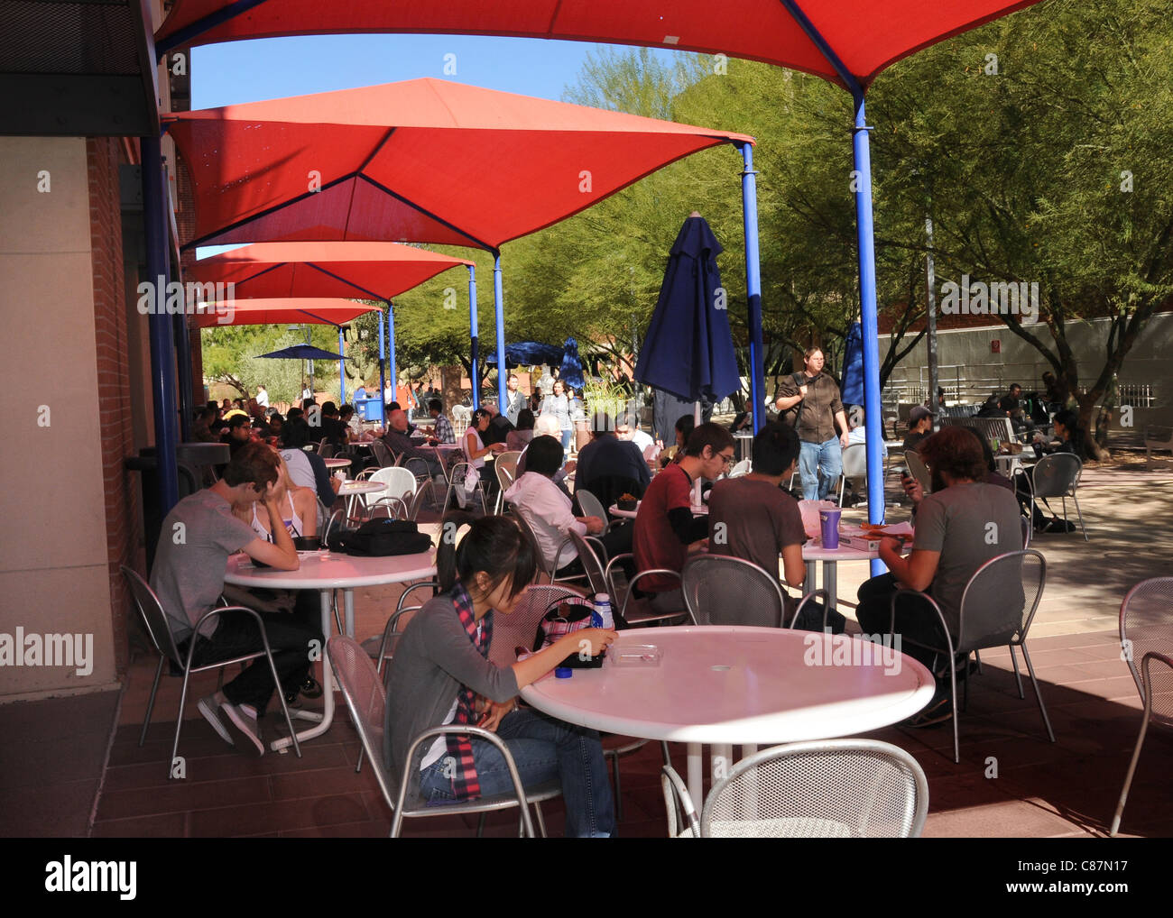 College students eat lunch in Tucson, Arizona, USA Stock Photo - Alamy